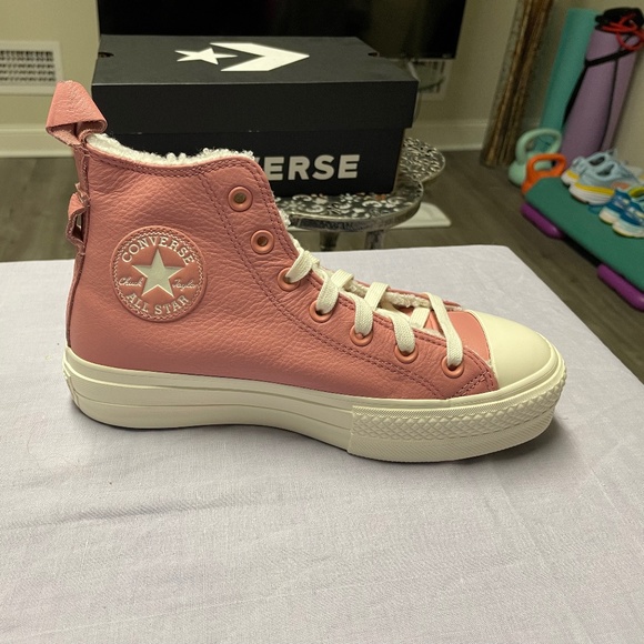 Converse | Shoes | Chuck Taylor All Star Lift Platform Lined Leather ...
